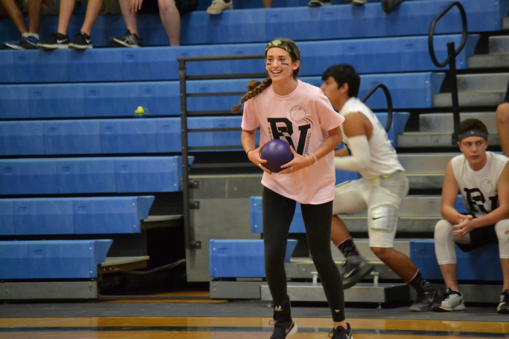 High school students compete in old school dodgeball tournament – PV Torch